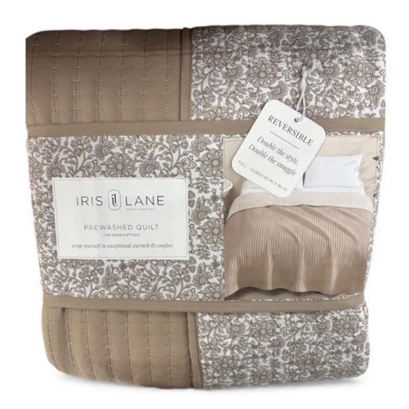 Iris Lane | Bedding | Iris Lane Tan And White Floral Fullqueen Quilt ...
